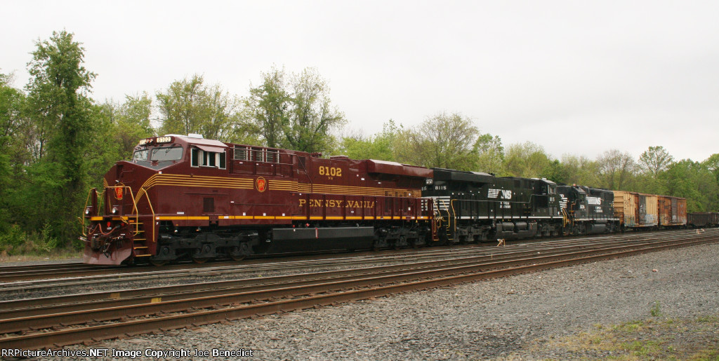 PRR heritage 8102 on 39G